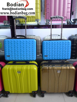 China 16'' new arrival latest new type abs+pc cabin luggage sets supplier